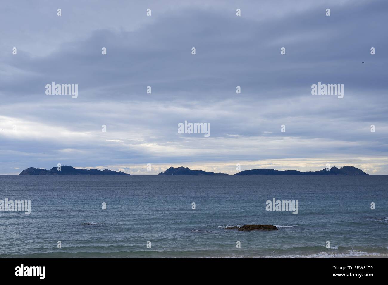 Beautiful scenery cies islands hi-res stock photography and images - Alamy
