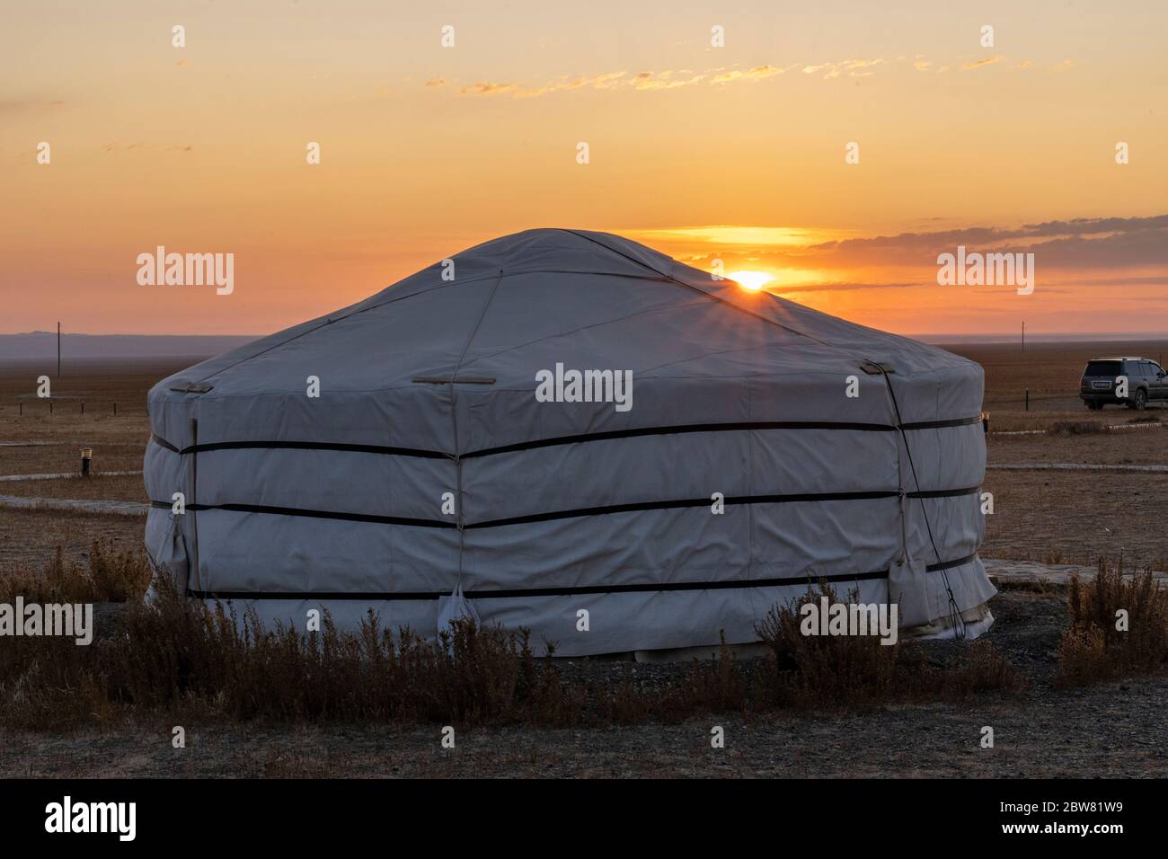 Mongolian ger hi-res stock photography and images - Alamy