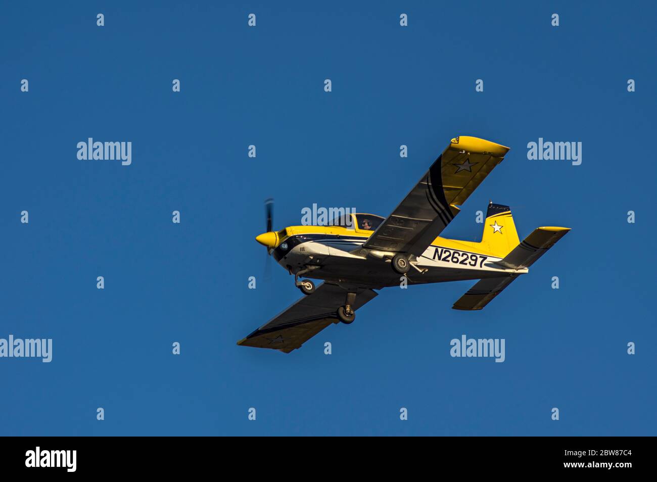 Flying tiger plane hi-res stock photography and images - Alamy