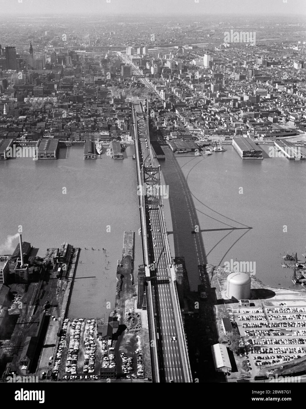 Philadelphia aerial black and white hi-res stock photography and images ...