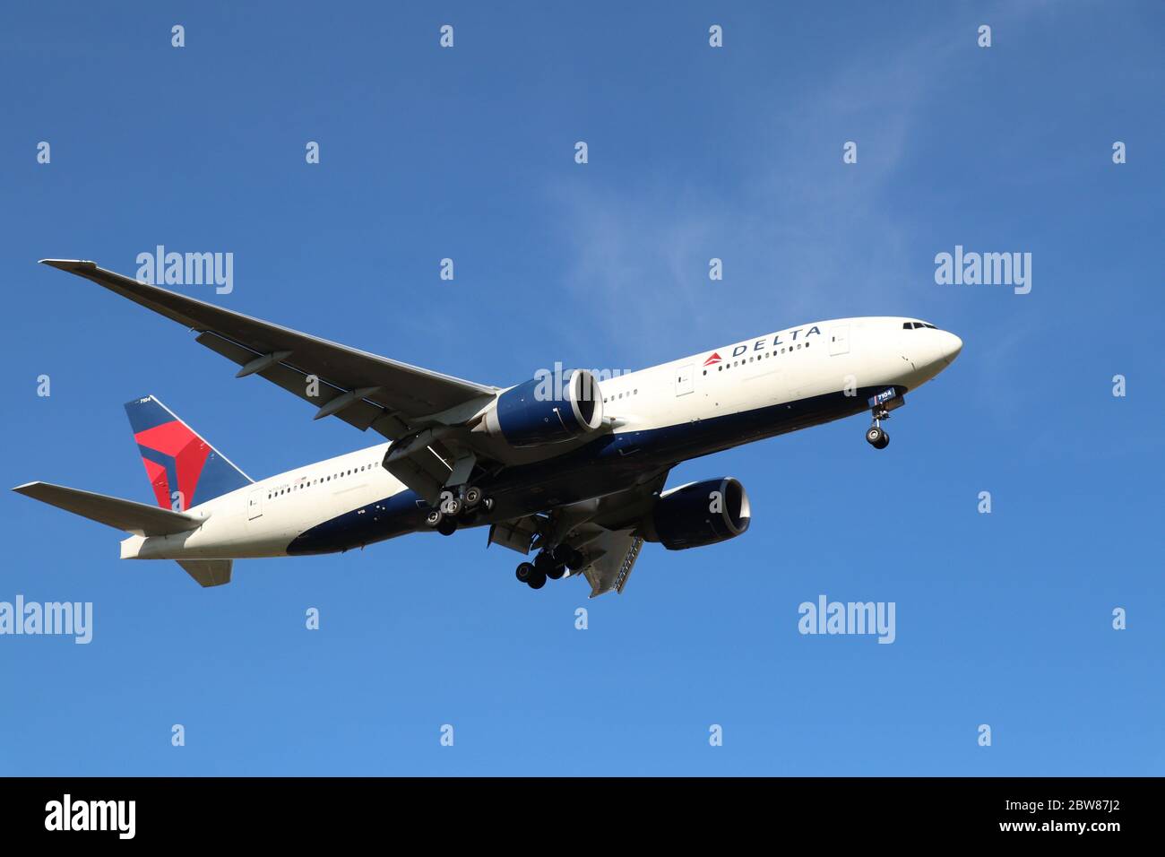 Delta airline N704DK Stock Photo - Alamy