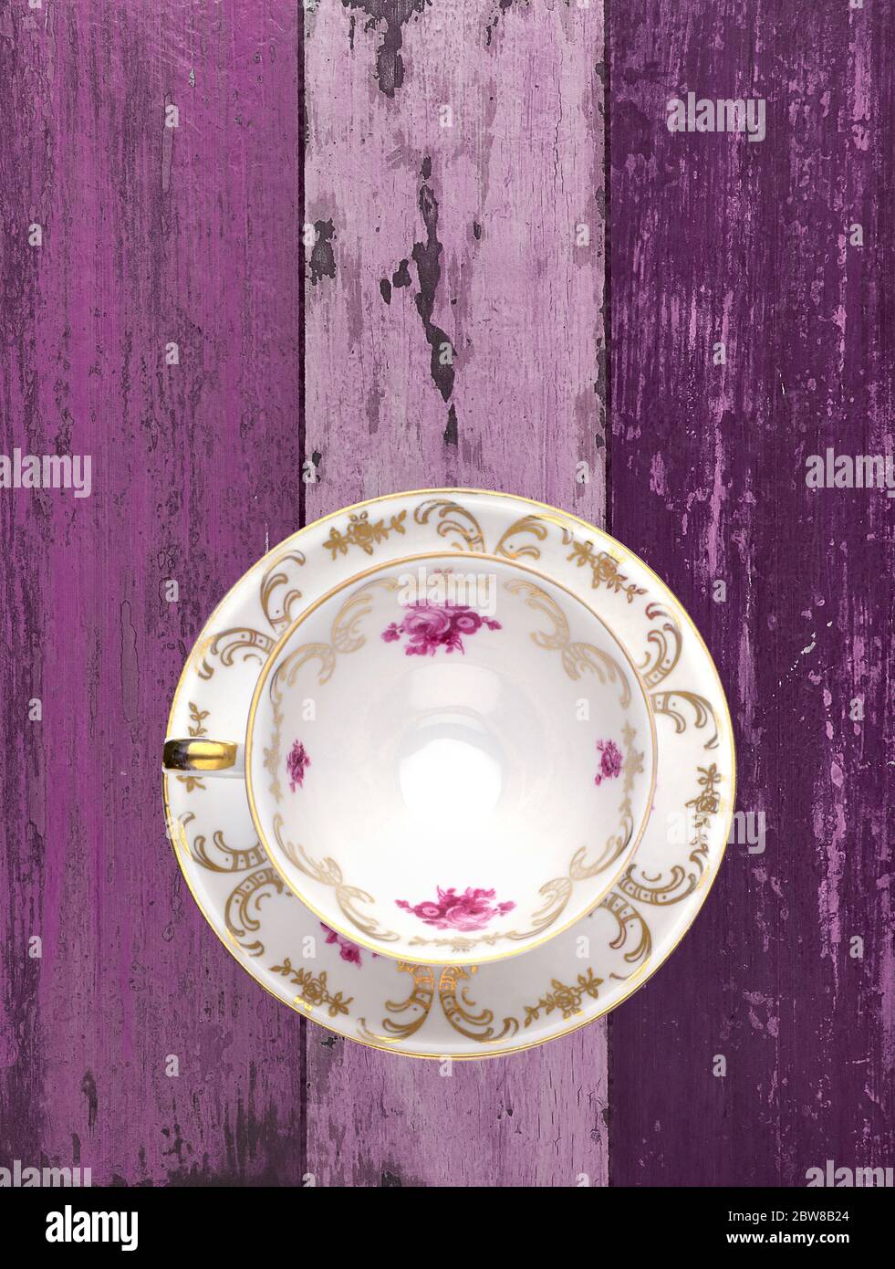 Empty teacup hi-res stock photography and images - Alamy