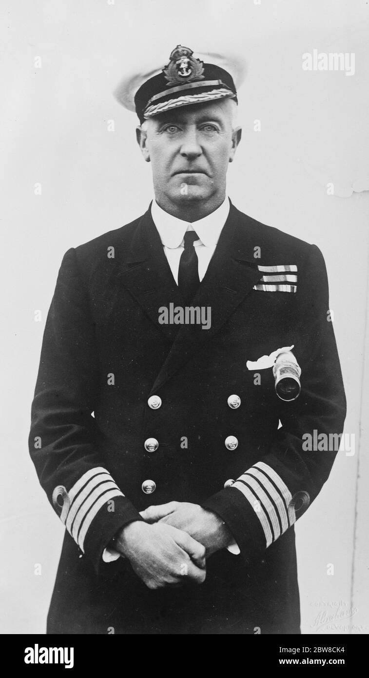 New Naval A D C to the king . Captain Berwick Curtis , Royal Navy , C B ...