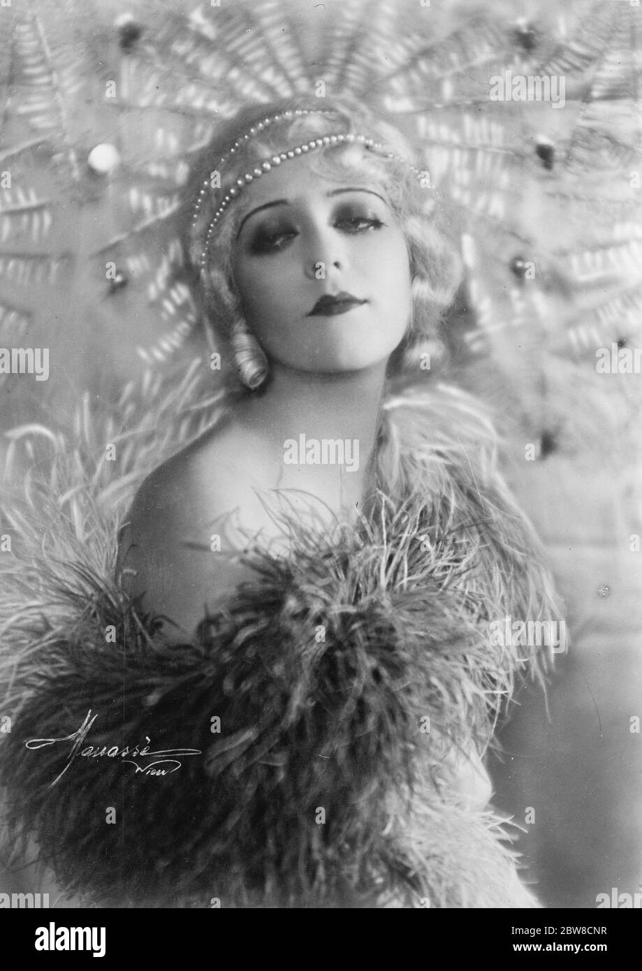 Beautiful Women Of The 1920s