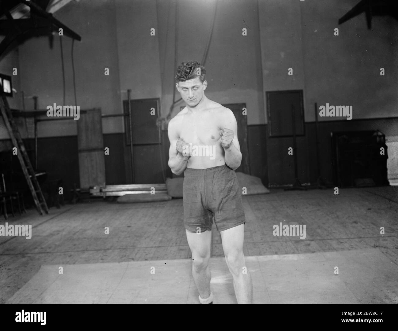 Ted Sandwina . The German - American heavy weight boxer . 1 May 1927 ...