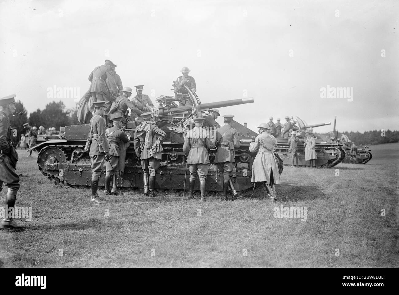 Salisbury plain army hi-res stock photography and images - Alamy