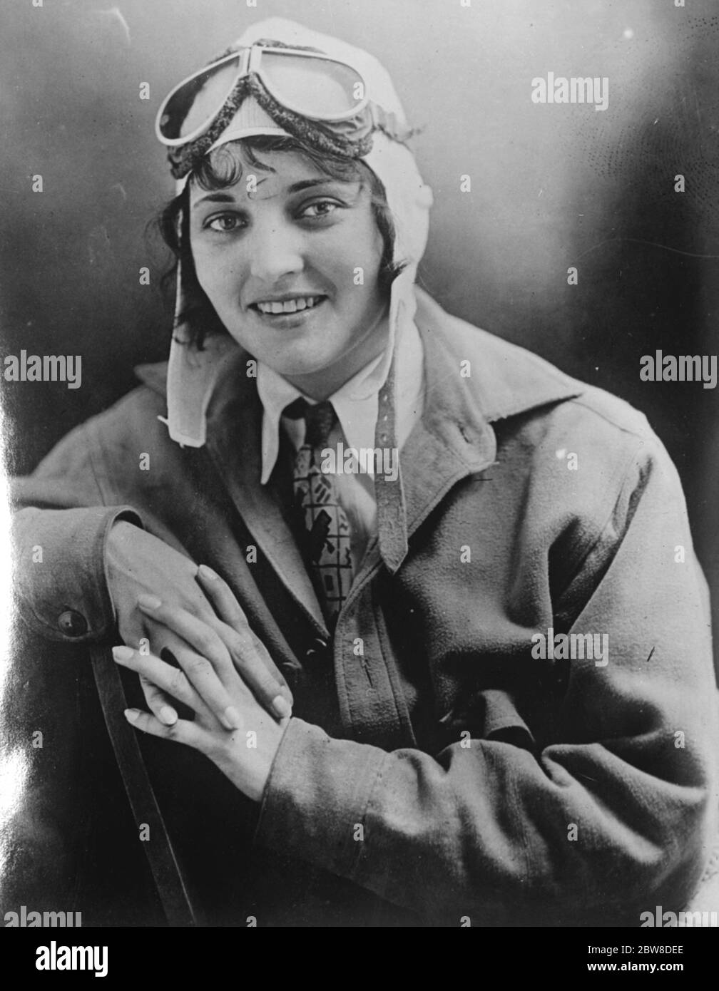 Miss Ruth Elder 's attempt to fly the Atlantic . Miss Elder . 23 ...