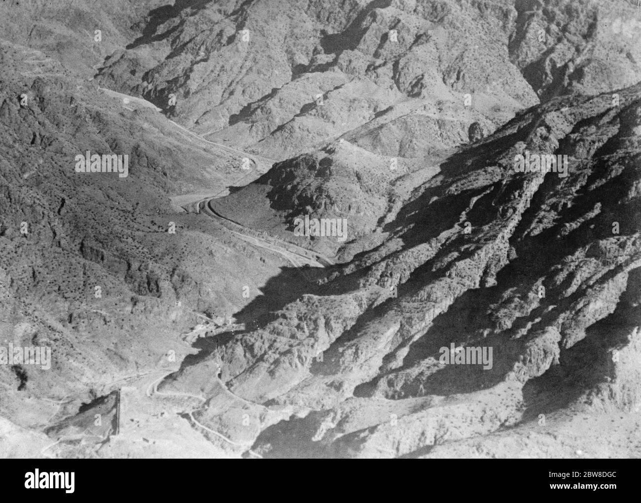Khyber pass Black and White Stock Photos & Images - Alamy