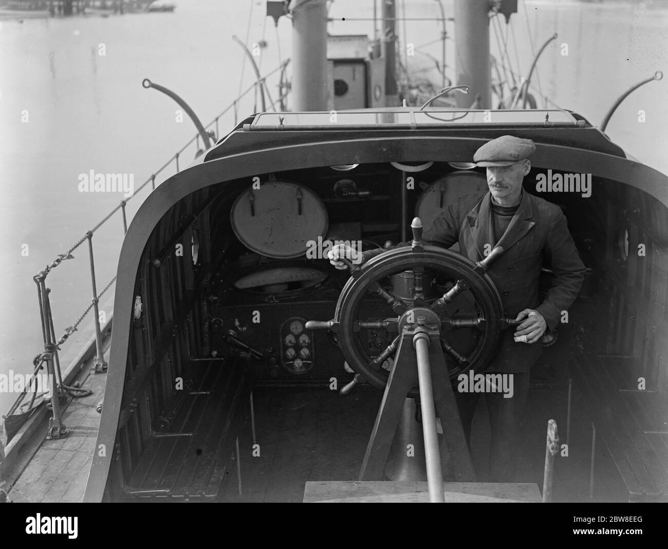 Motor lifeboat hi-res stock photography and images - Alamy