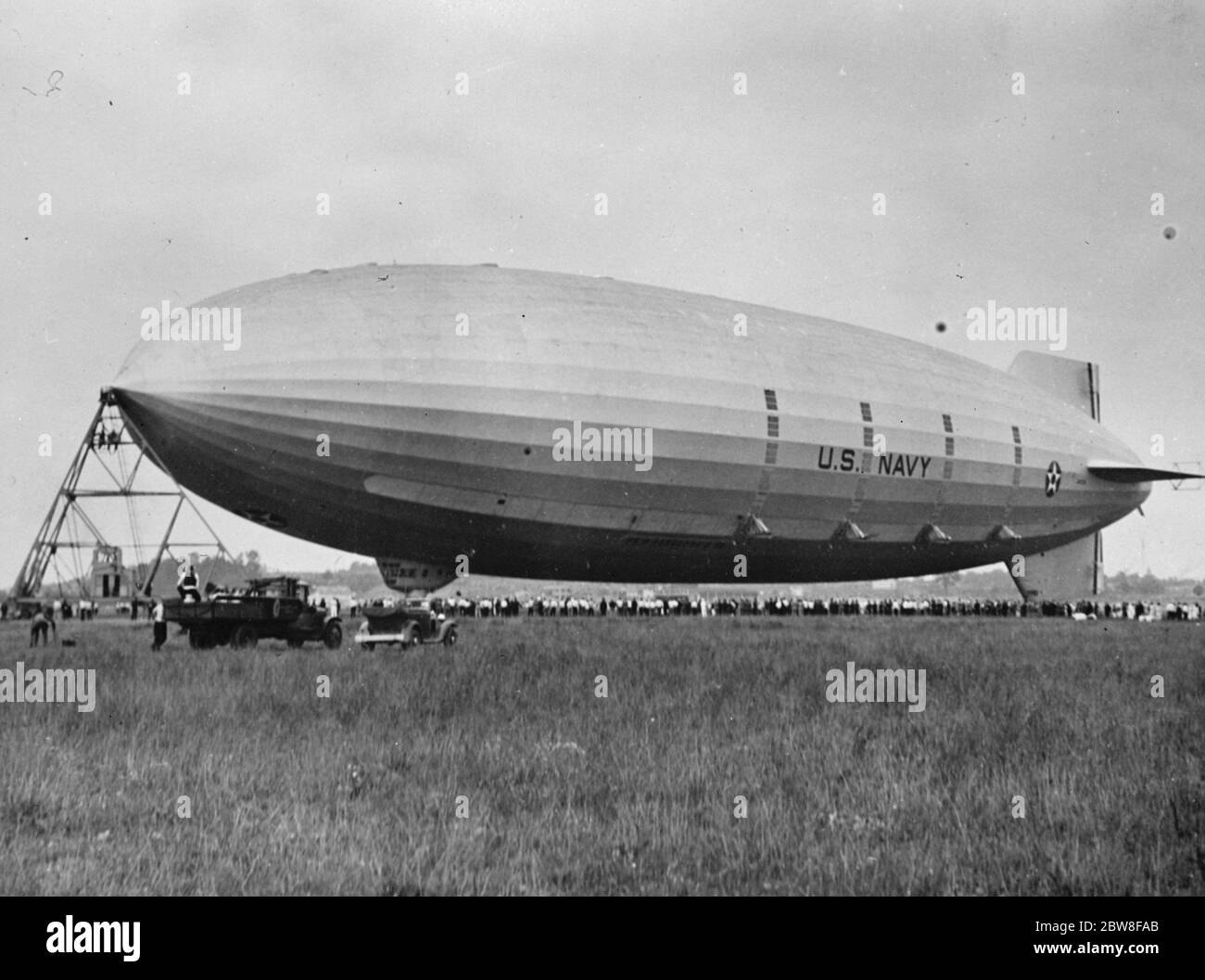 World 's largest dirigible on maiden flight . America 's new Queen of ...
