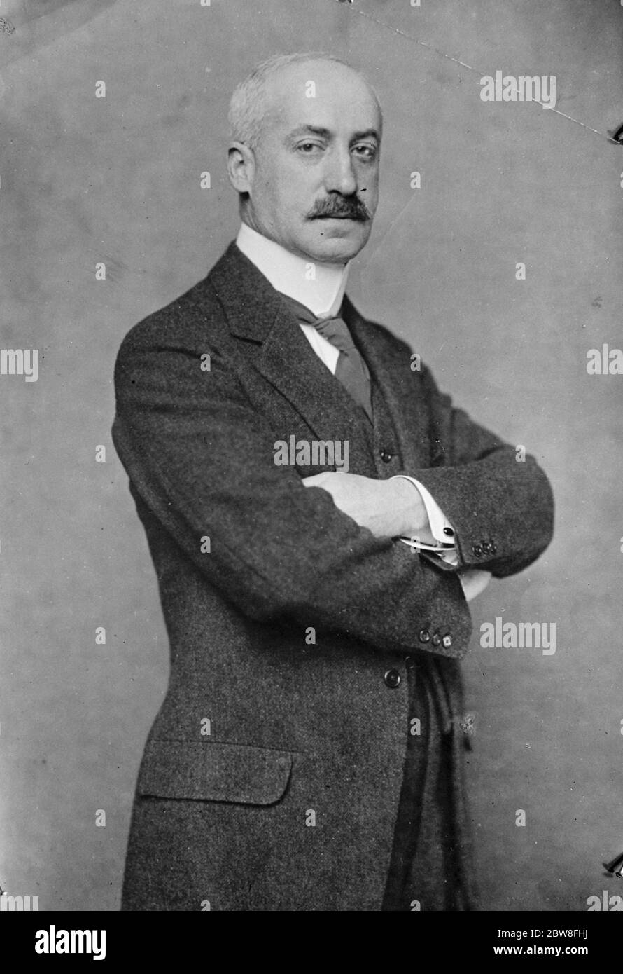 Financial situation Black and White Stock Photos & Images - Alamy