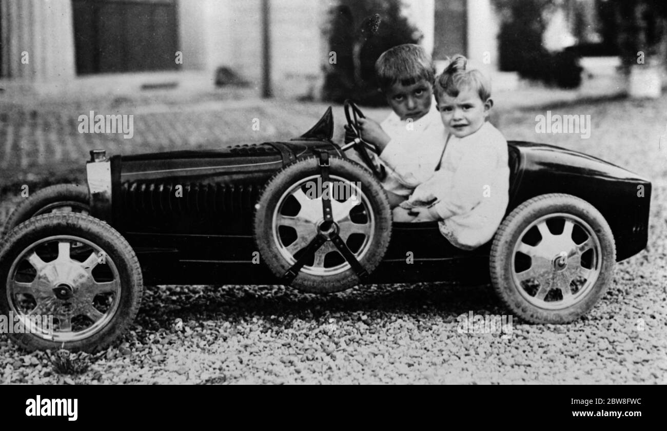 Mussolini ' s youngest son and daughter in proud possession of their ...