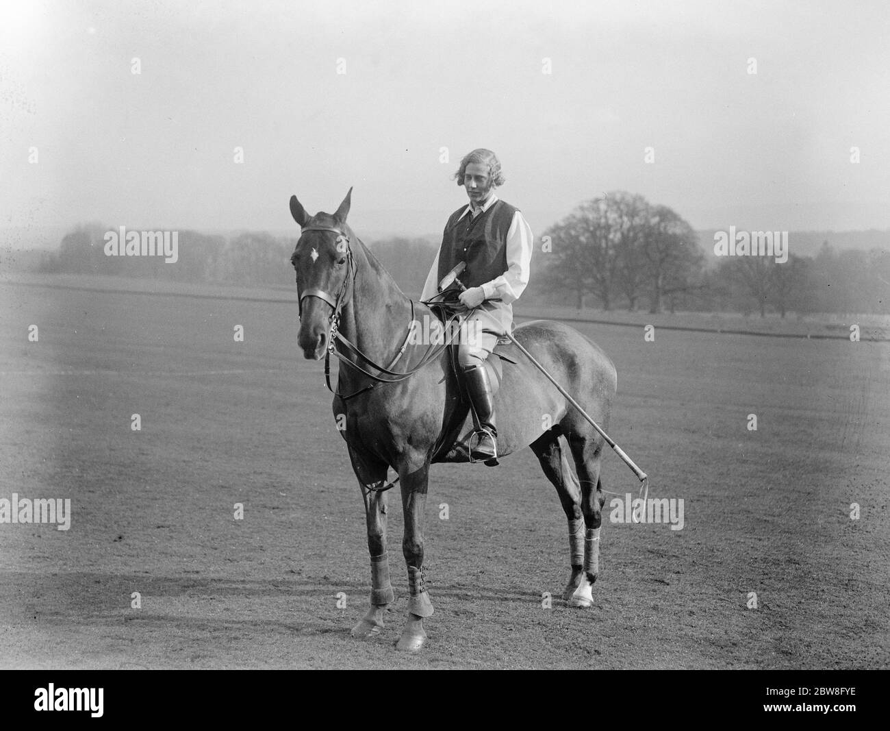Polo house party at Cowdray Park . Lord Cowdray entertained a large ...