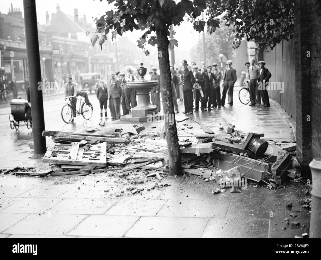 Crash trolley hi-res stock photography and images - Alamy