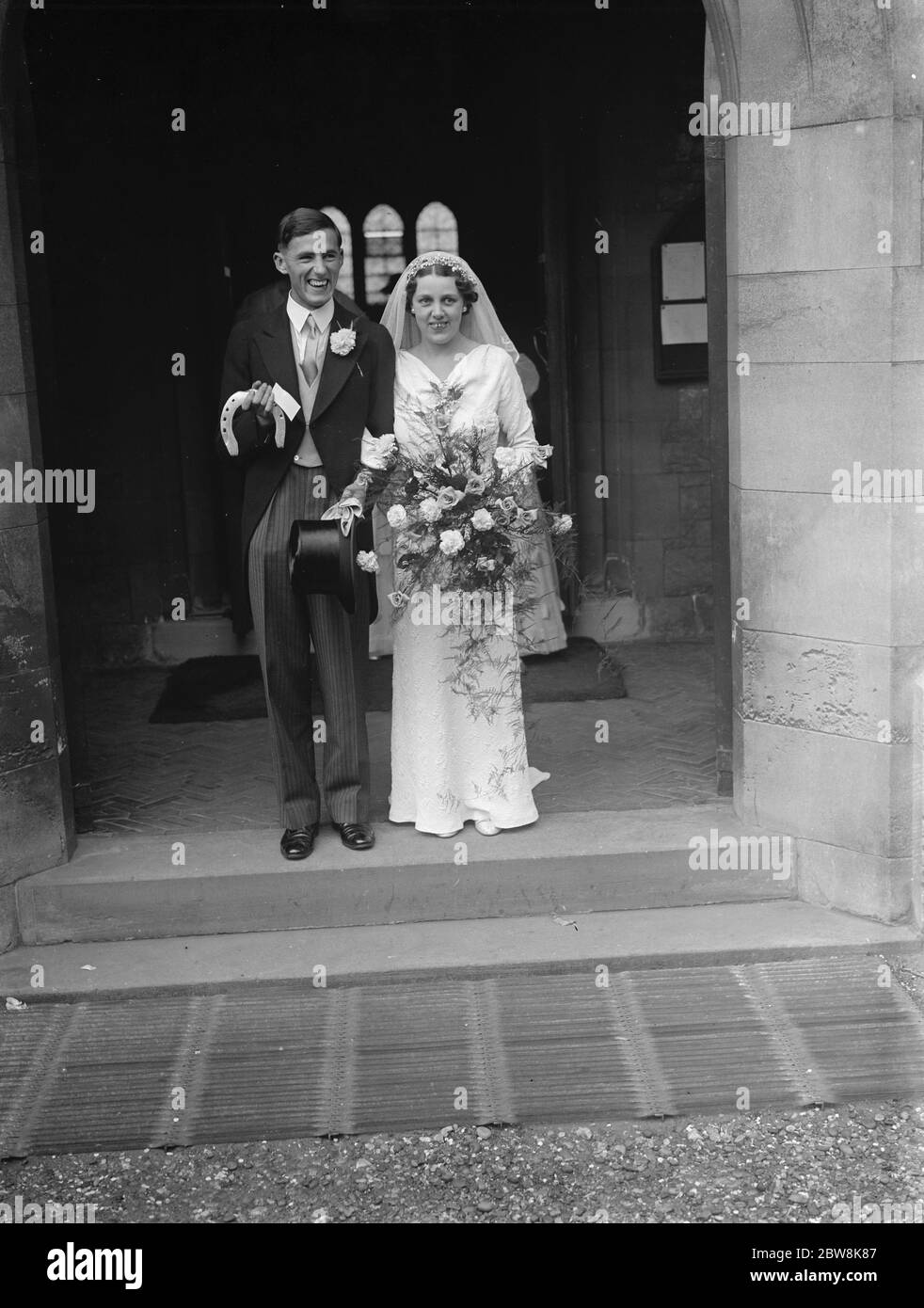 Willatt and Bertioli wedding . The happy couple . 1937 Stock Photo - Alamy