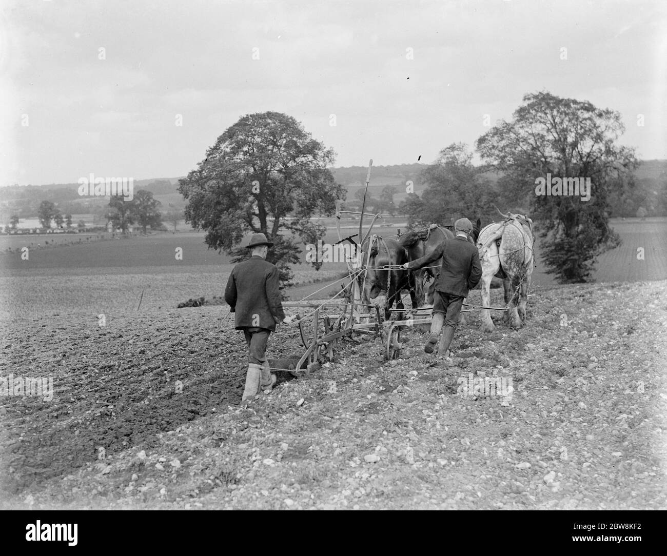 1930s farmer field hi-res stock photography and images - Alamy