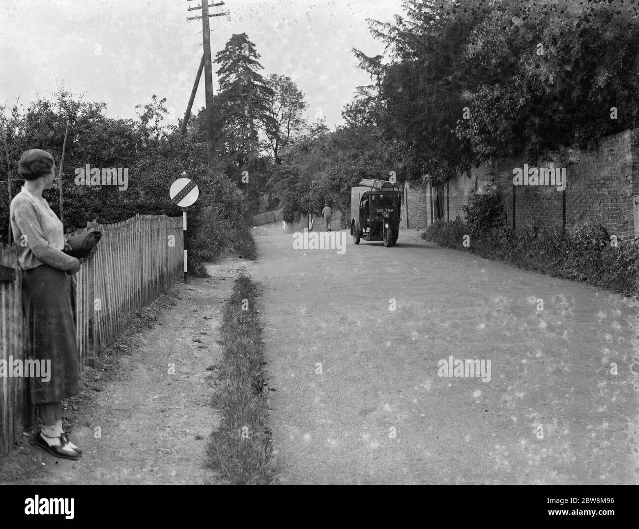 Road with a traffic sign at Farningham , Kent . 1935 Stock Photo - Alamy