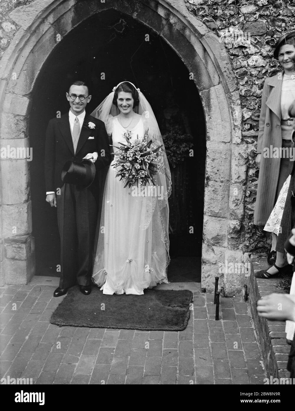 Myra wedding | Beachweddingtips.com