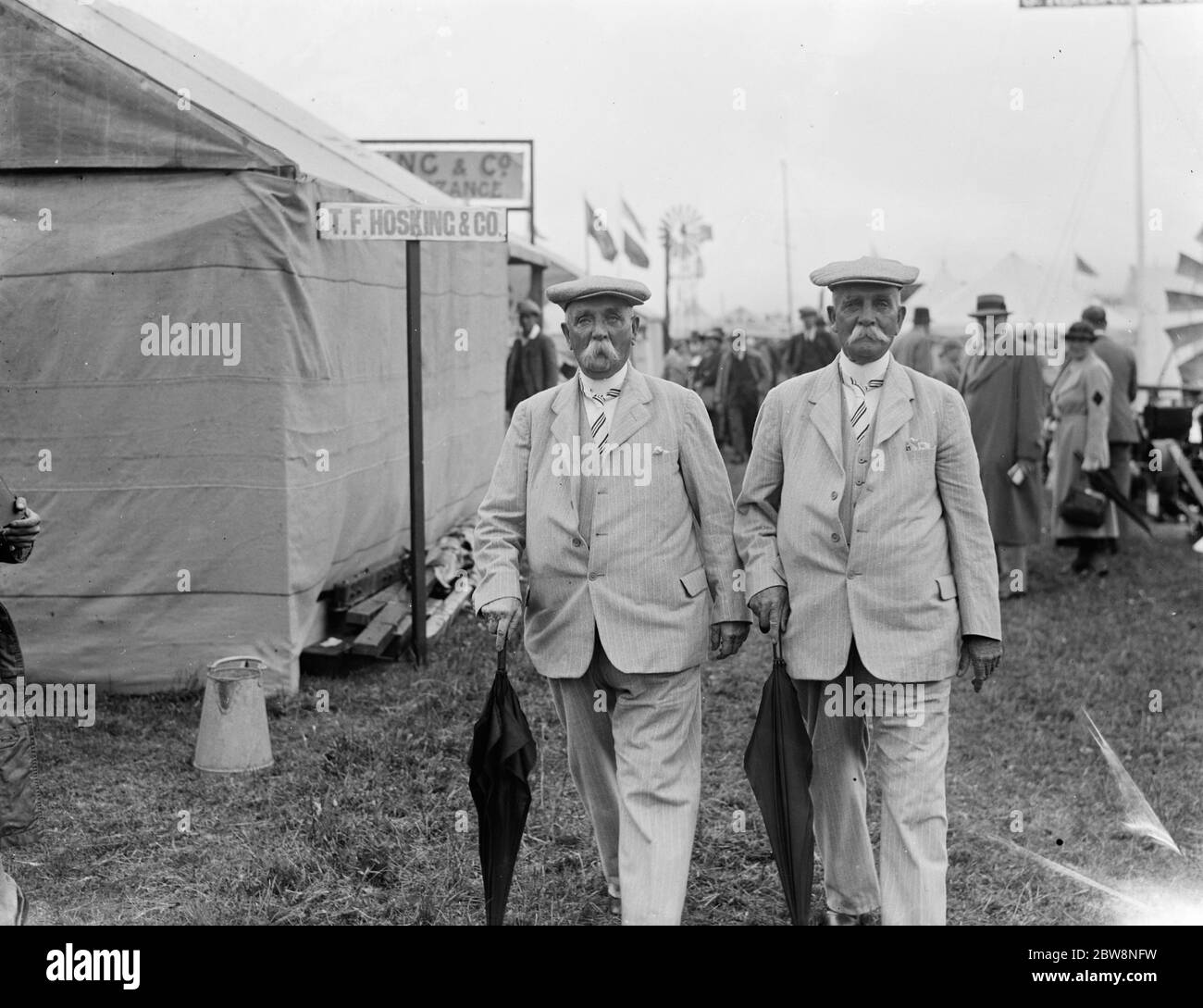 Twins Andrew and William Mitchell . 1936 Stock Photo - Alamy