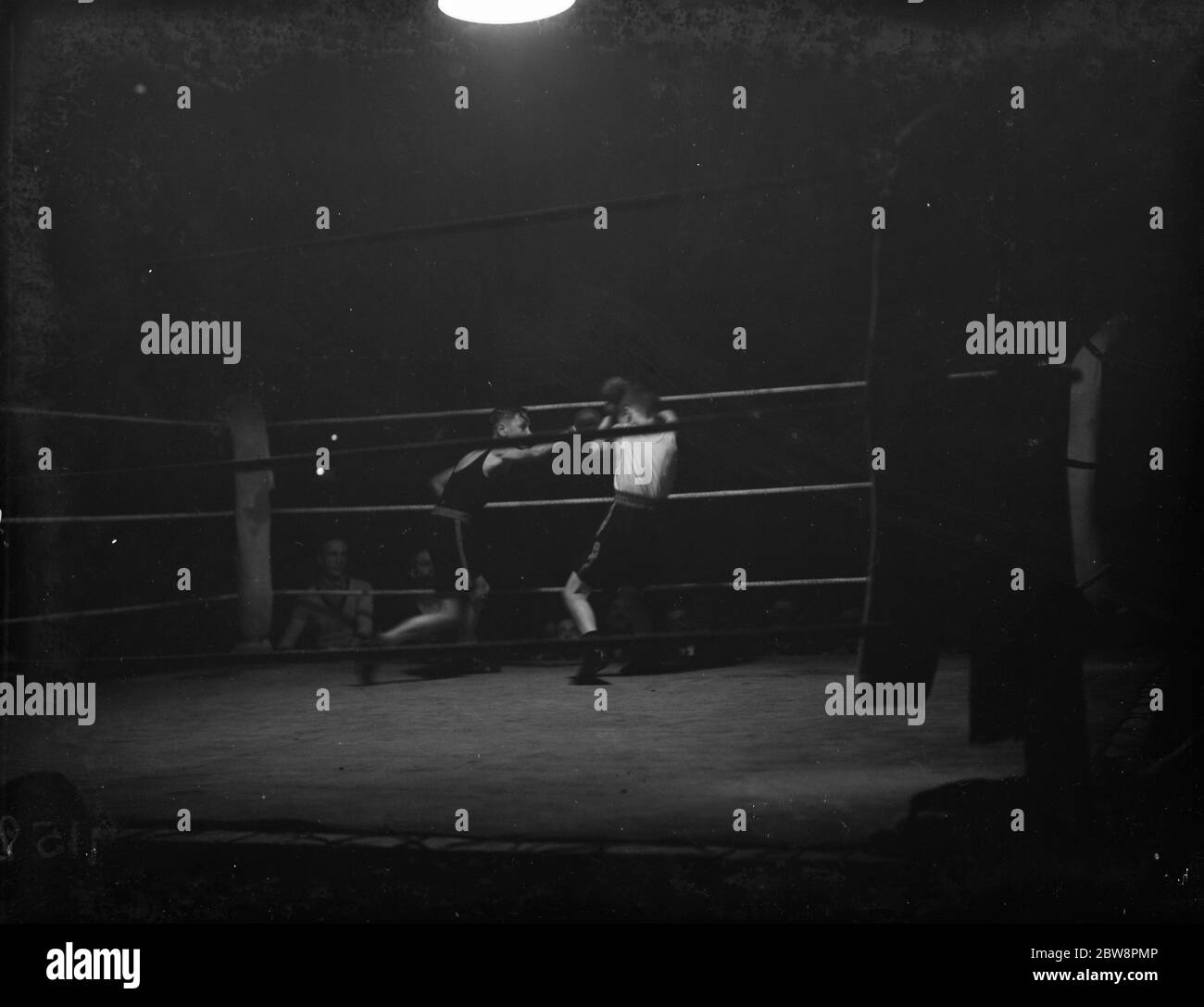 Boxing action in ring hi-res stock photography and images - Alamy