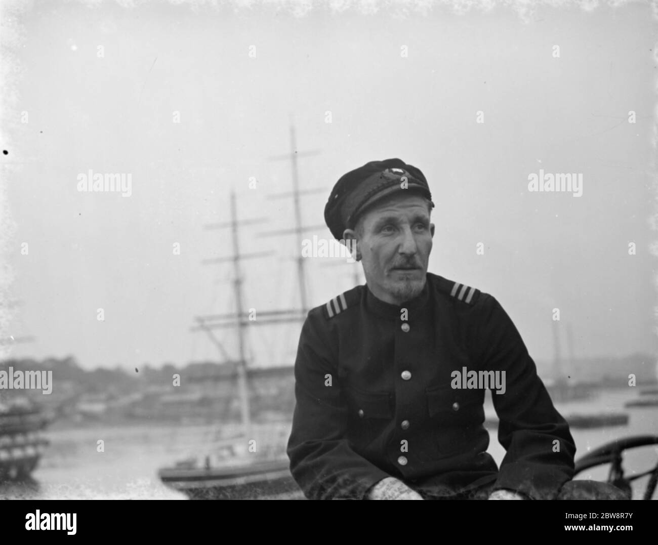 Second officer hi-res stock photography and images - Alamy