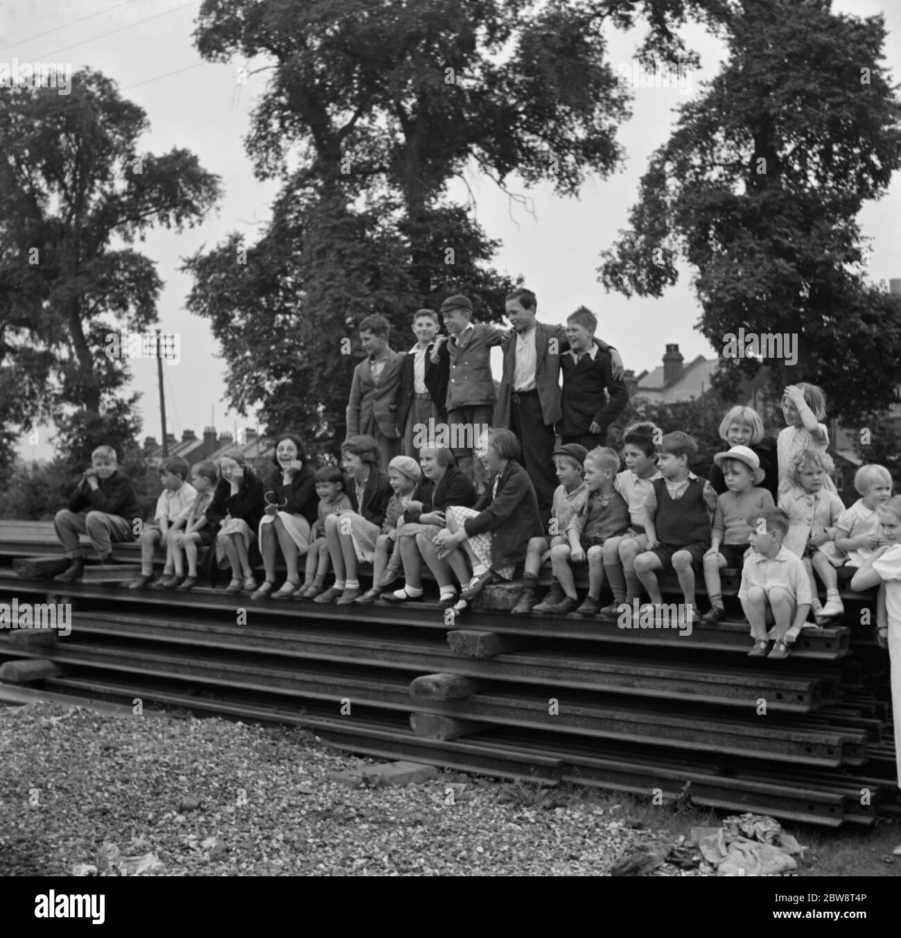 Children railway children railway children railway hi-res stock ...