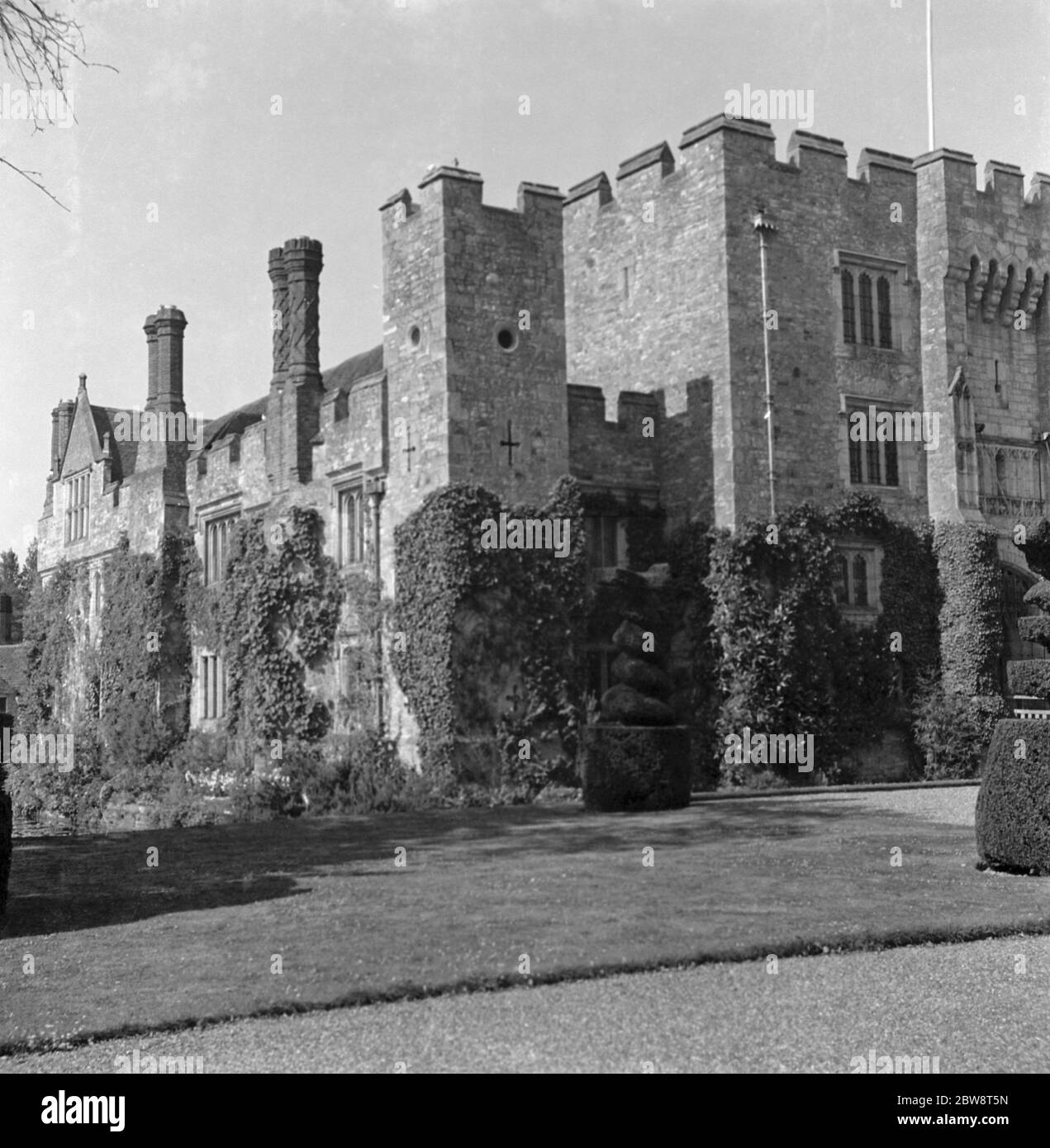 Black white view castle Black and White Stock Photos & Images - Alamy