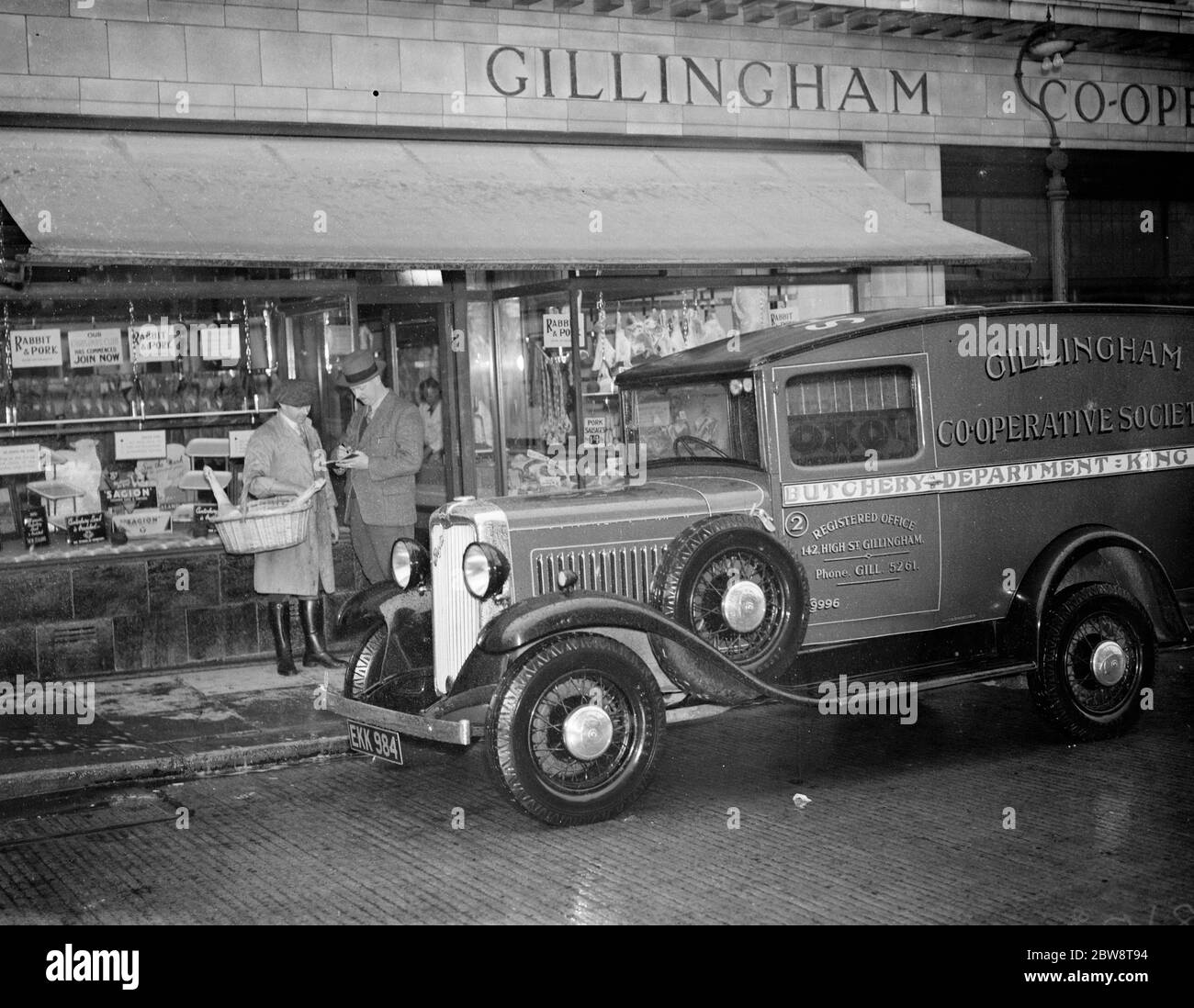 Co operative delivery van hi-res stock photography and images - Alamy