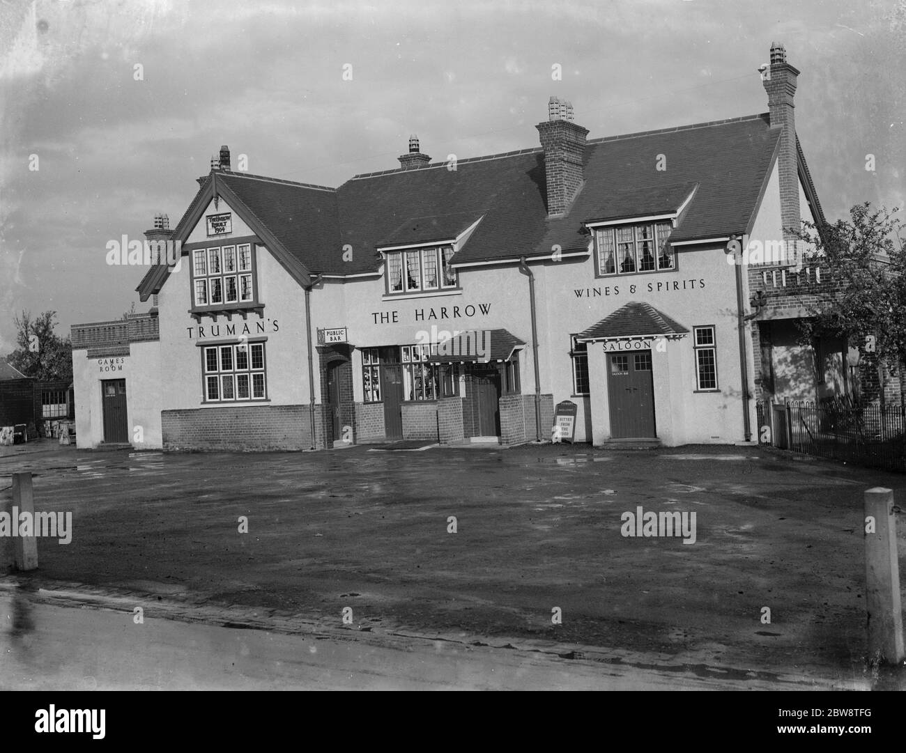 External view of Harrow Inn located in Erith , London . 1938 Stock ...