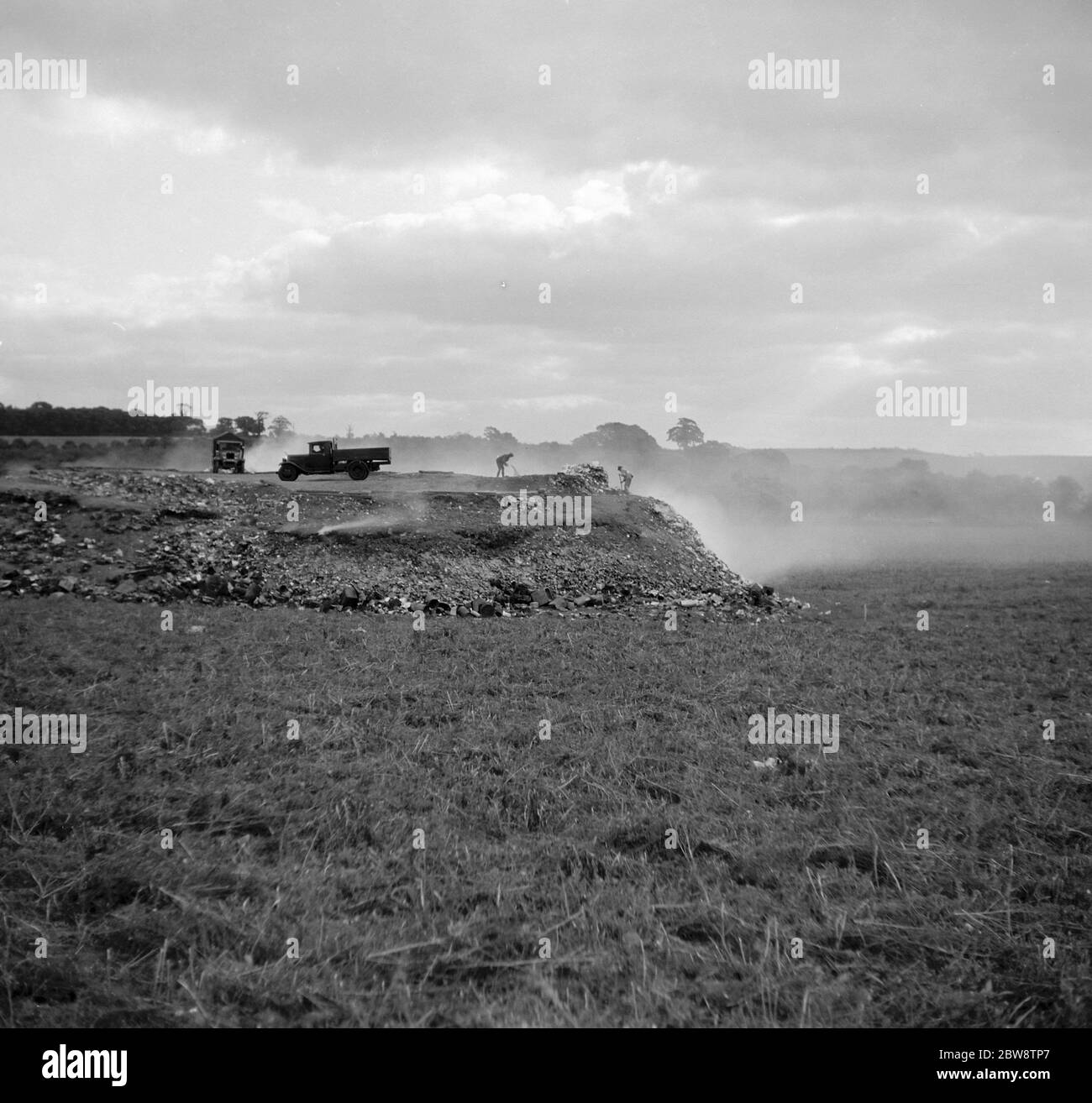 October 1936 hi-res stock photography and images - Alamy