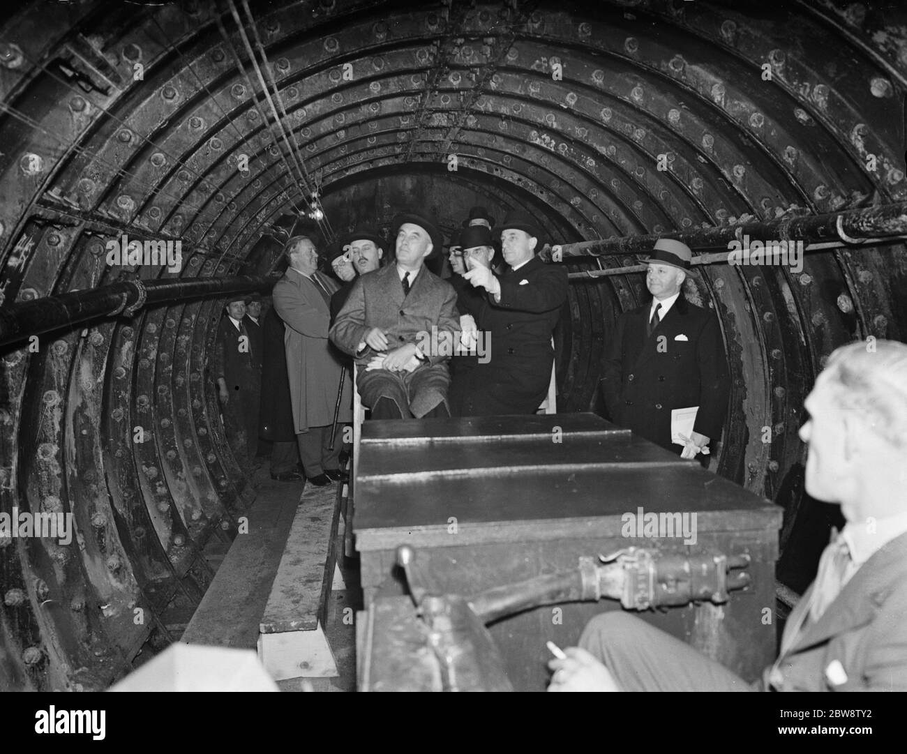 Mr leslie burgin hi-res stock photography and images - Alamy