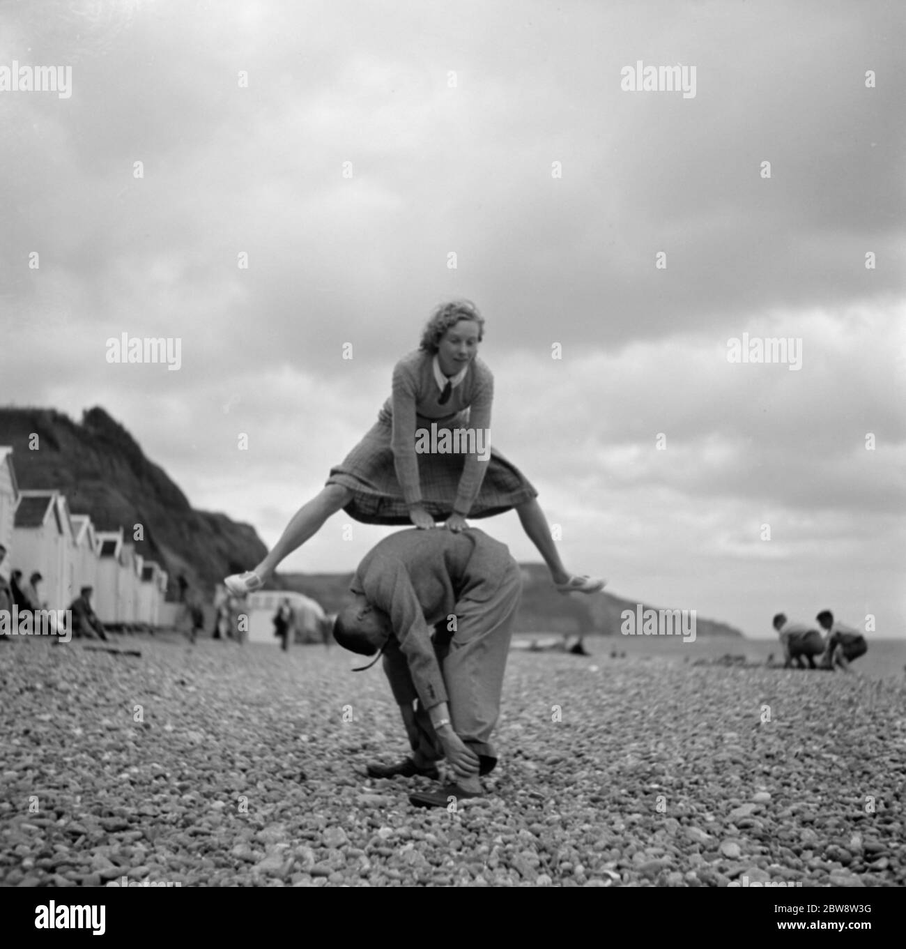 Leap frog leapfrog Black and White Stock Photos & Images - Alamy