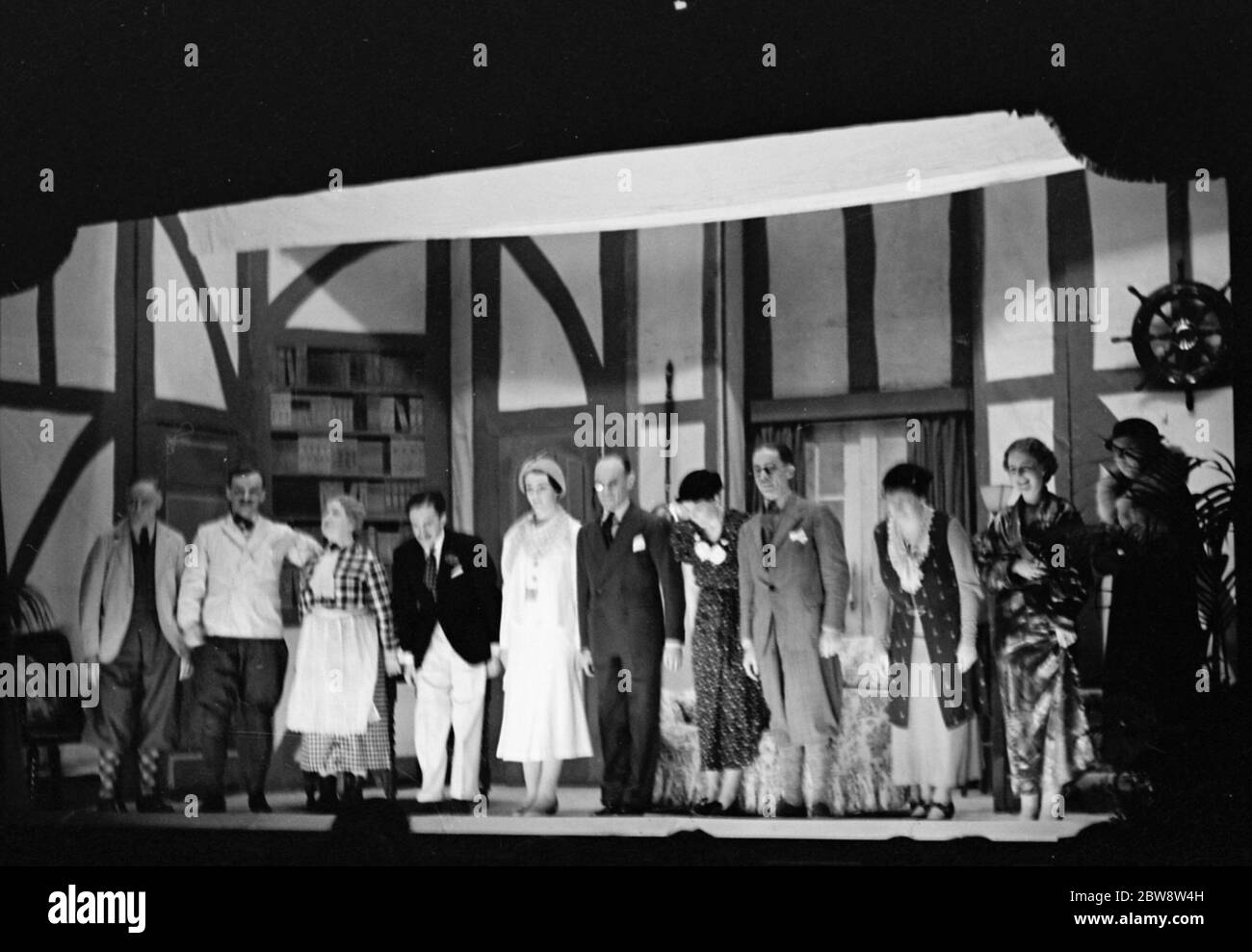 Operatic society hi-res stock photography and images - Alamy