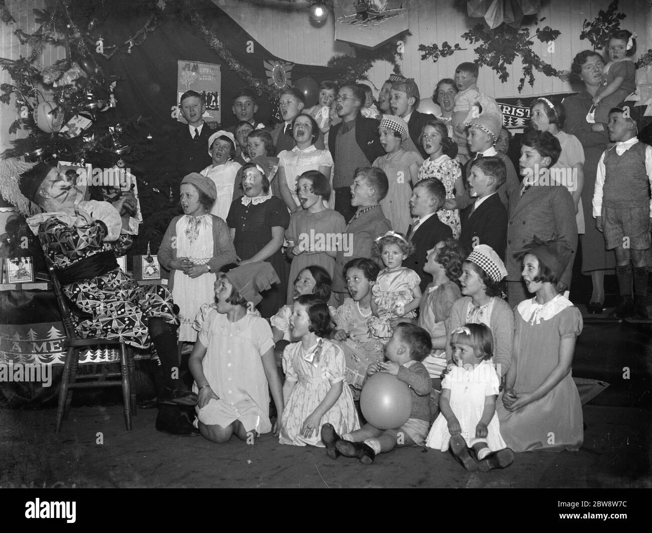 Police chidrens party in St Mary Cray , London . 1938 Stock Photo - Alamy