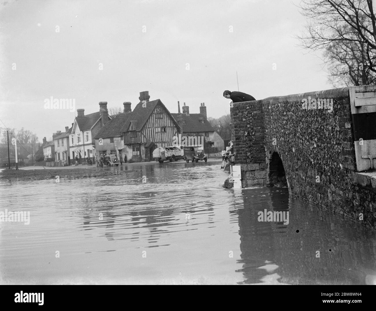 Flooding bridge Black and White Stock Photos & Images - Alamy
