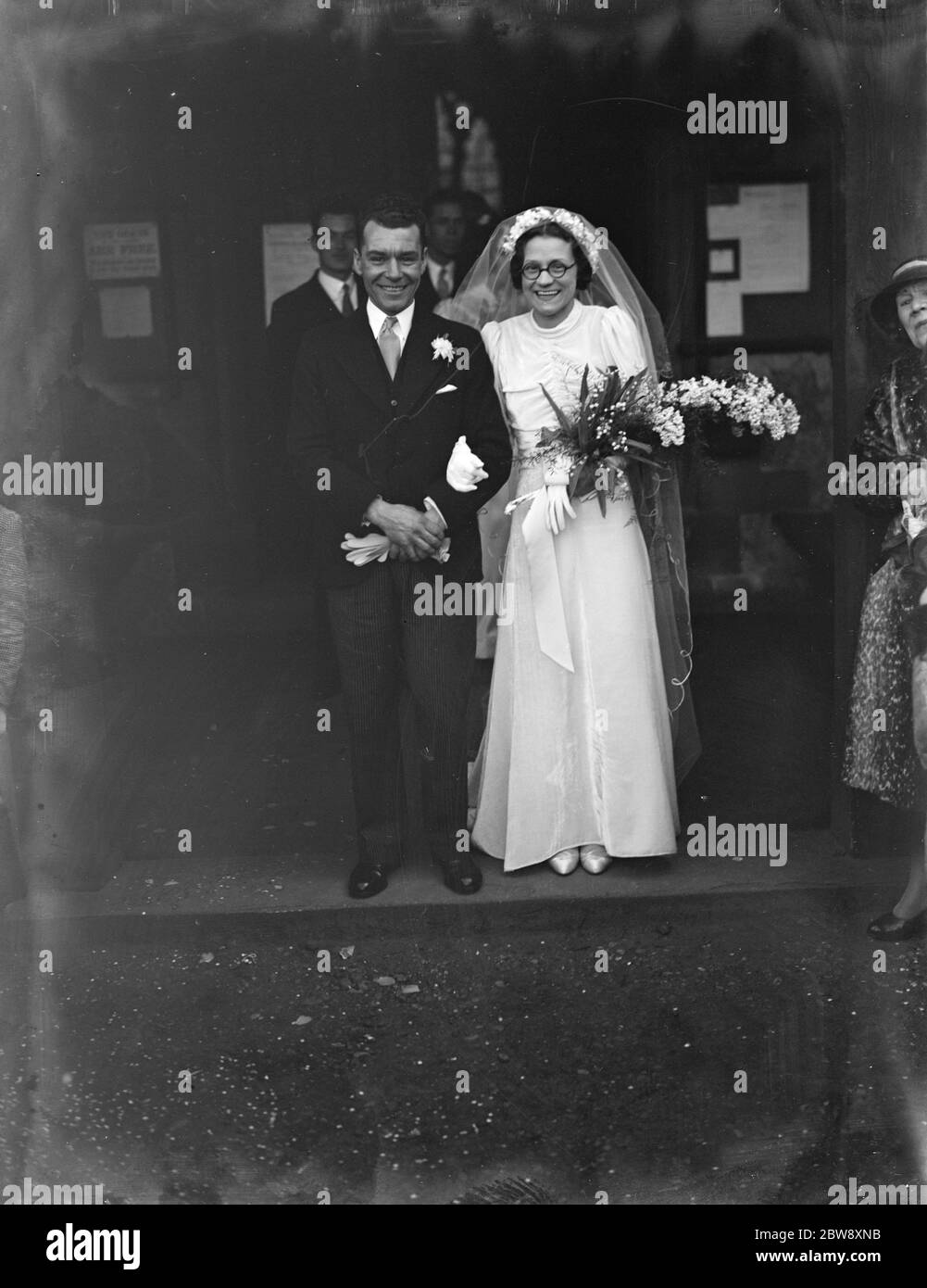 The Connelly and Squire wedding . Bride and bridegroom . 1937 Stock ...