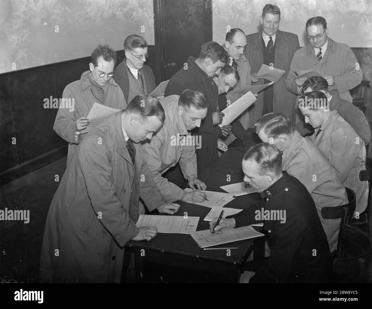 The Territorial Army recruiting station at Lomorbey House in Sidcup ...