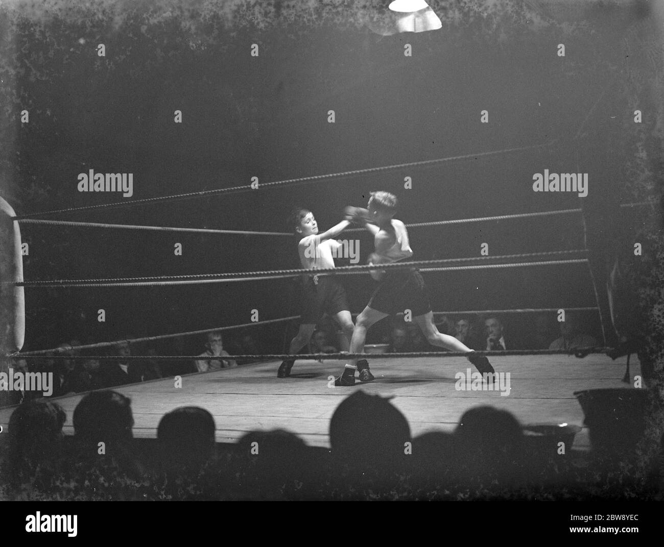 Boxing match hi-res stock photography and images - Alamy