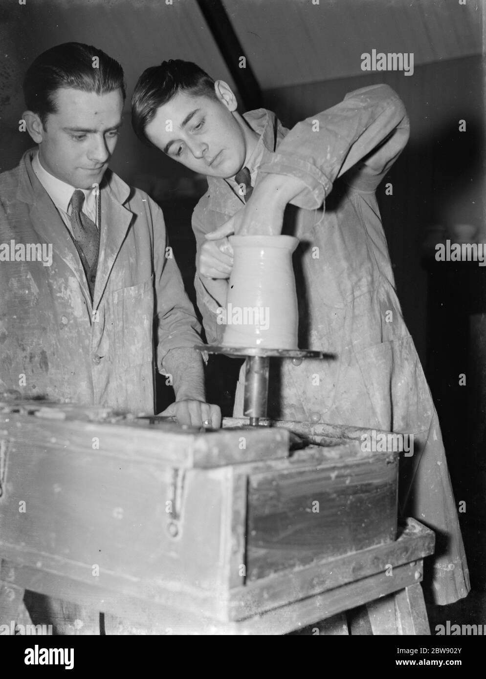 1930s boy school uniform hi-res stock photography and images - Alamy