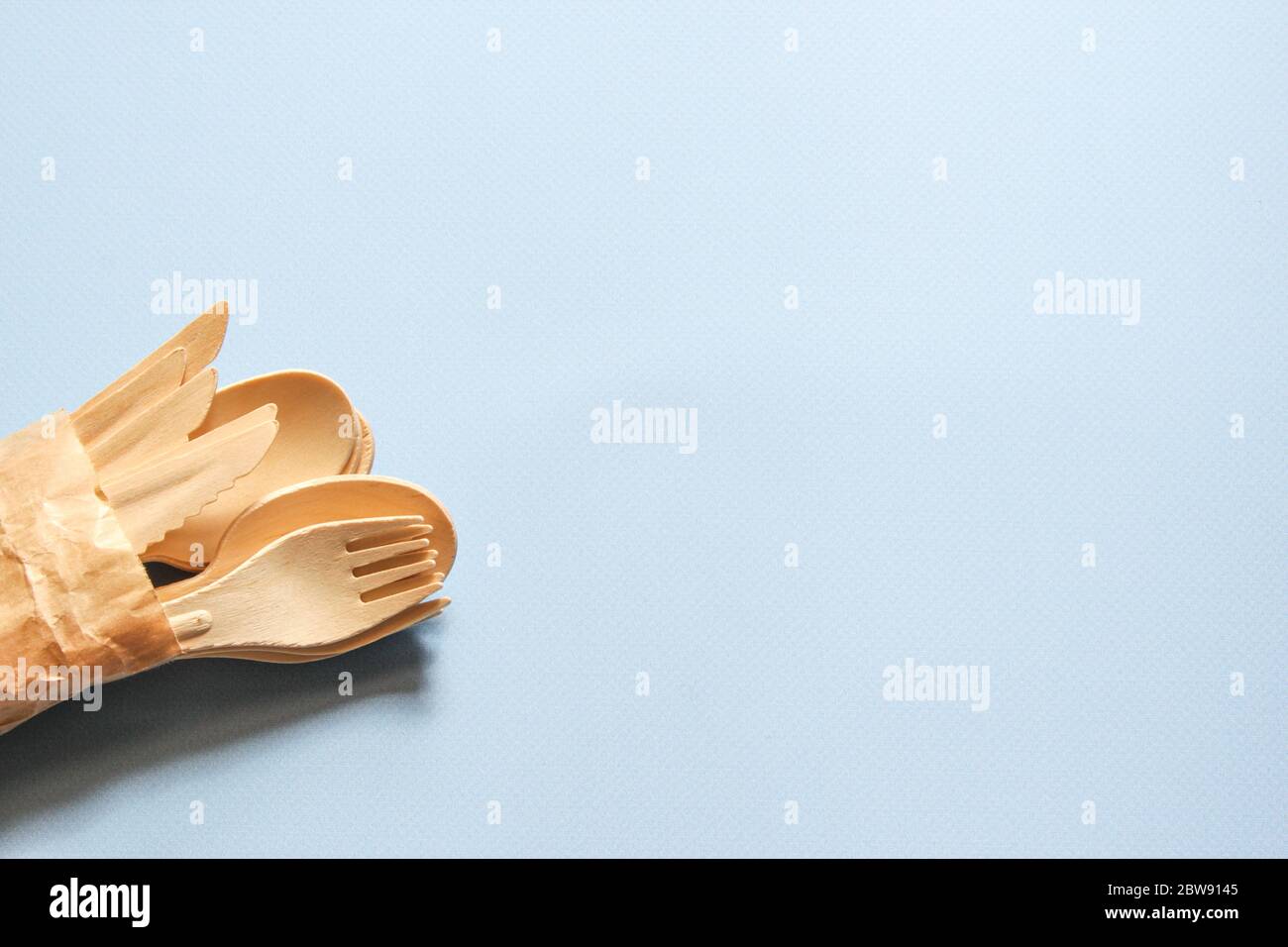Wooden disposable forks spoons hi-res stock photography and images - Alamy