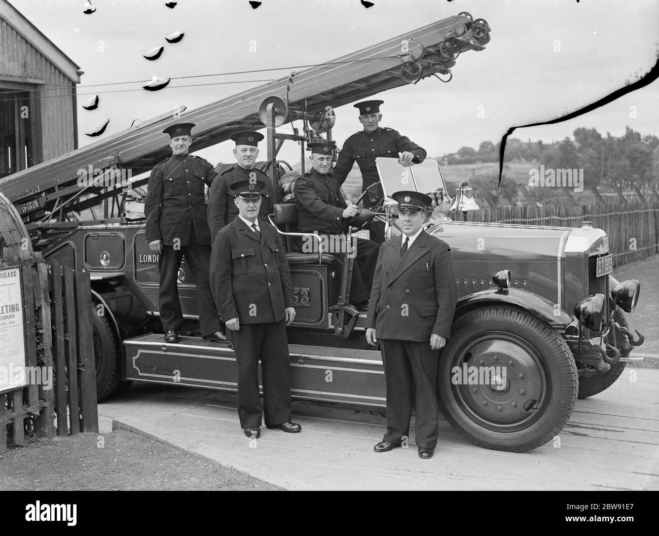 London fire brigade uniform hi-res stock photography and images - Alamy