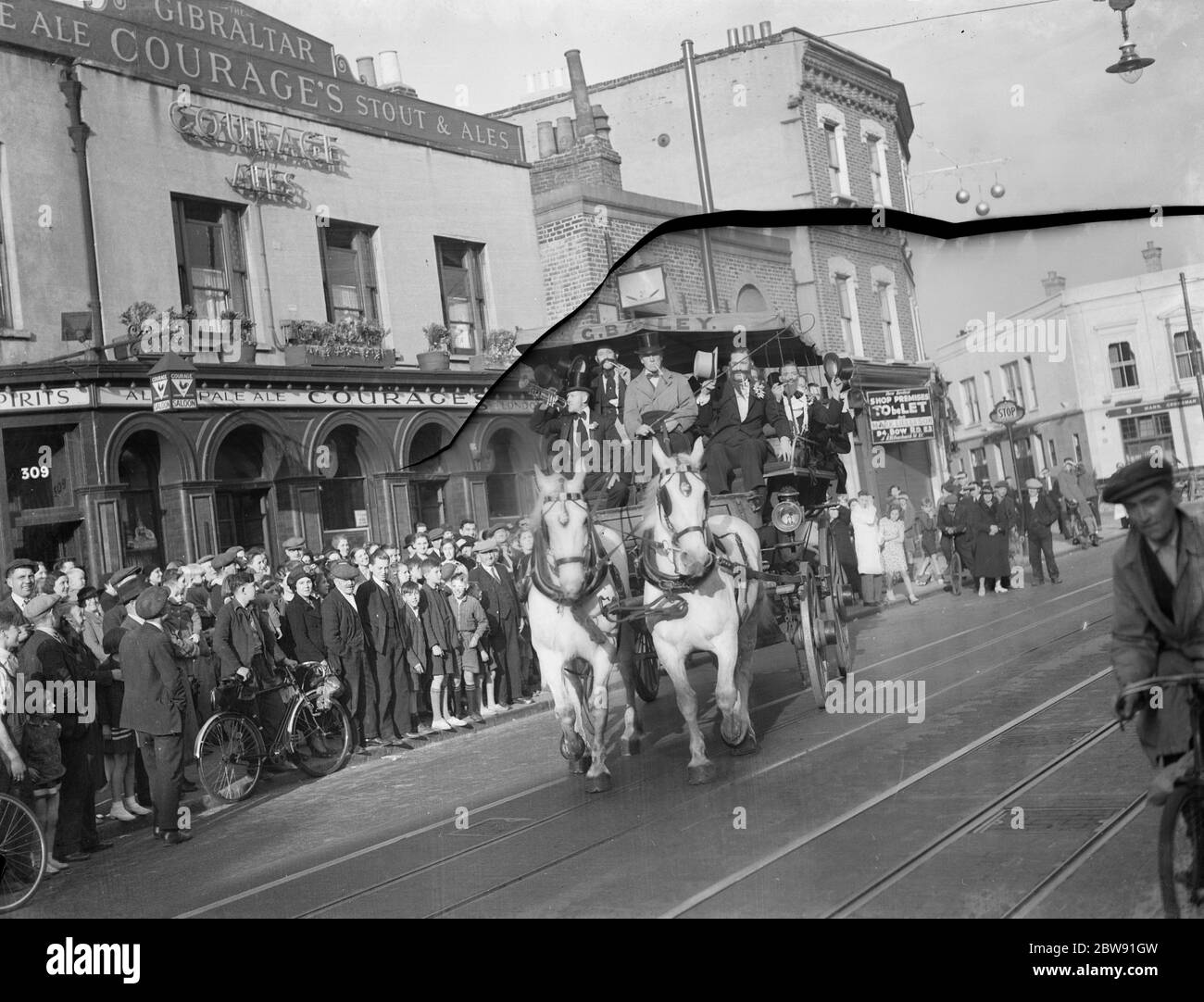 Historic stagecoach Black and White Stock Photos & Images - Alamy
