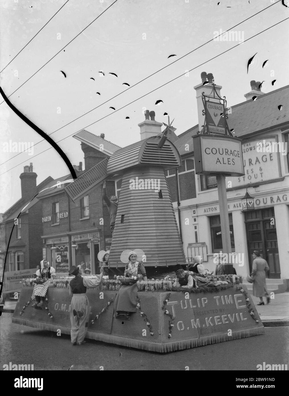 A Tulip Time windmill float in the Dartford Carnival procession . 1939 ...