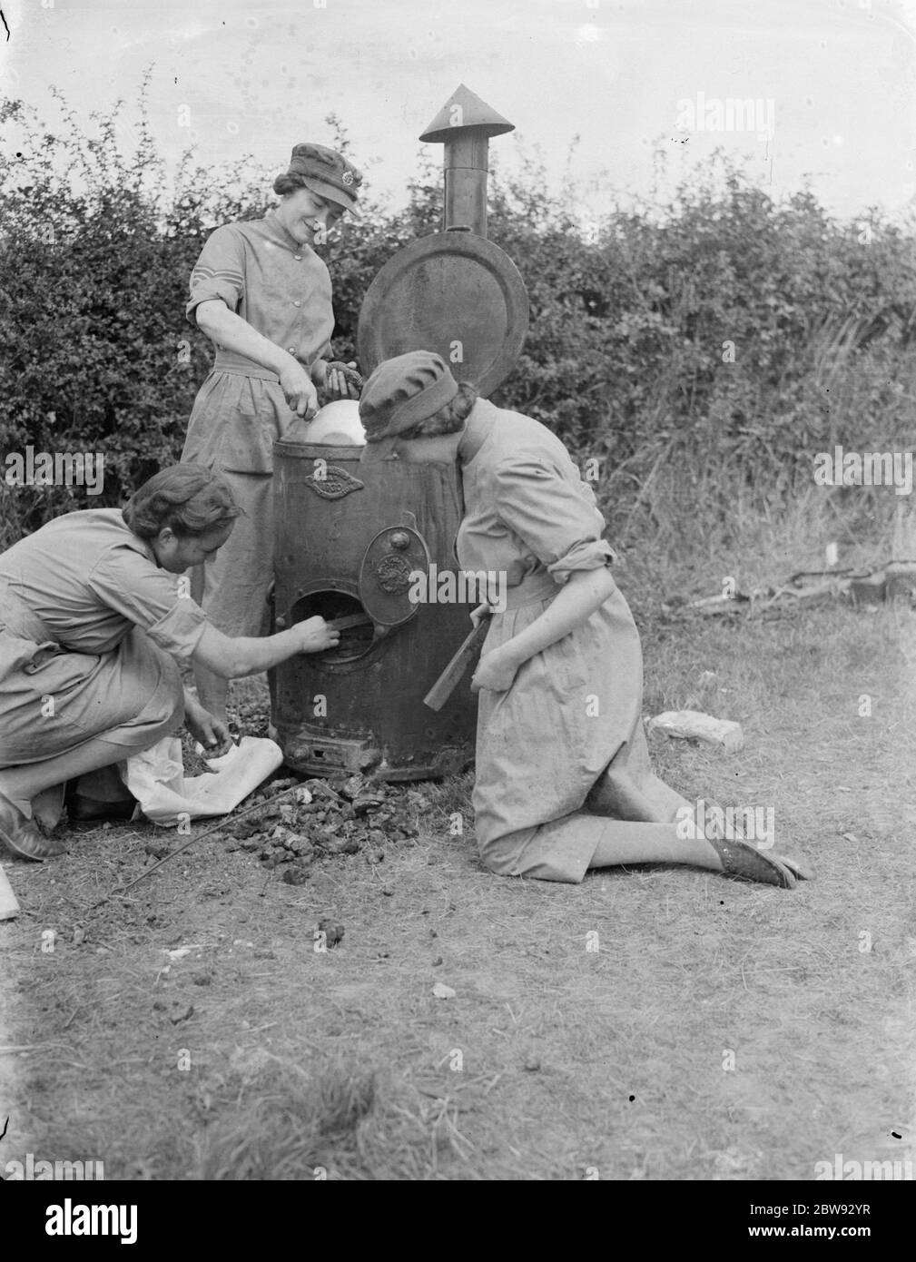 Territorial army 1930s hi-res stock photography and images - Alamy