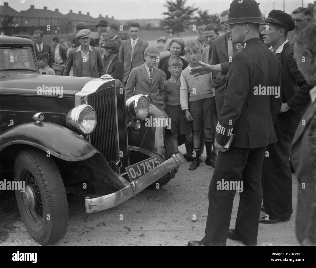 An accident in Blackfen , London . 1938 Stock Photo - Alamy