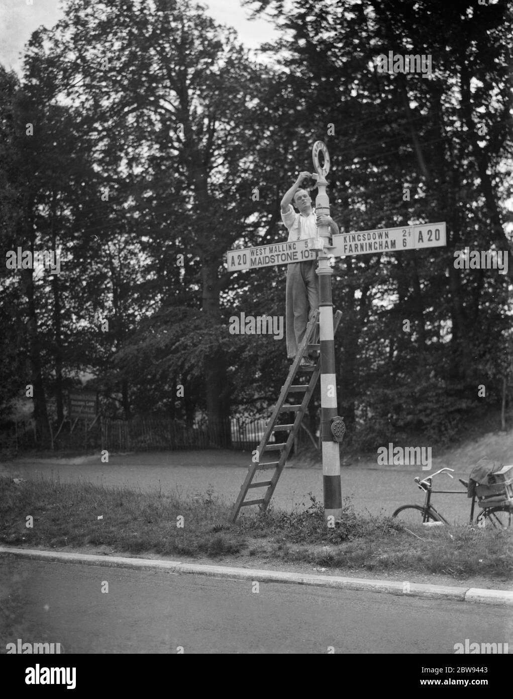 Smith the sign man Black and White Stock Photos & Images - Alamy