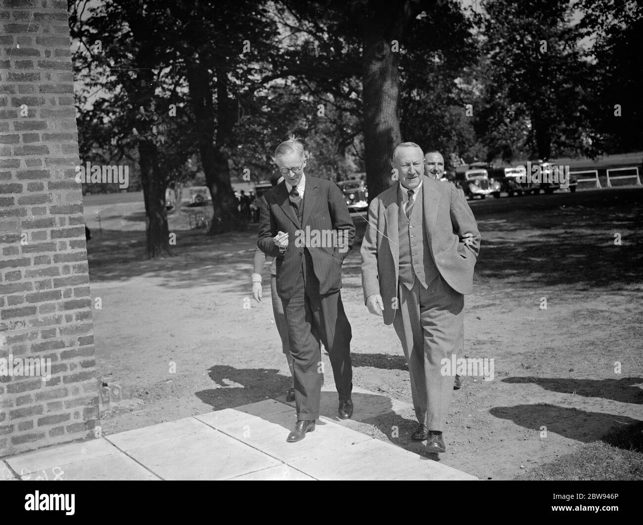 Sir Edward William Meyerstein , a Jewish merchant , who donated £ ...