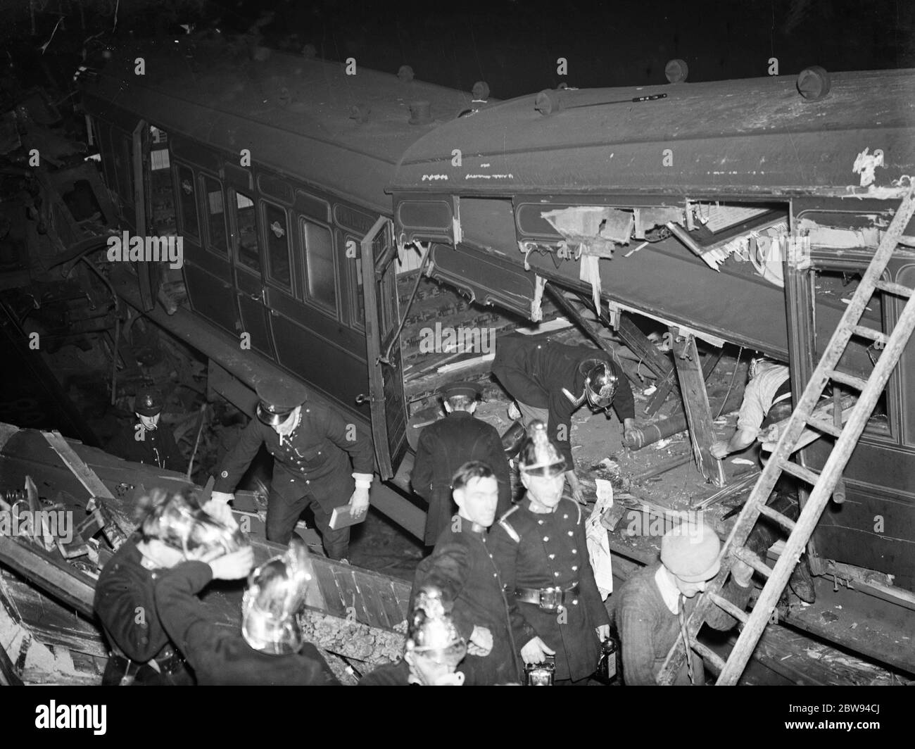 Searching through Black and White Stock Photos & Images - Alamy