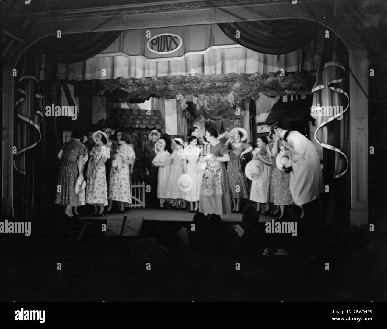 Historic operatic society hi-res stock photography and images - Alamy