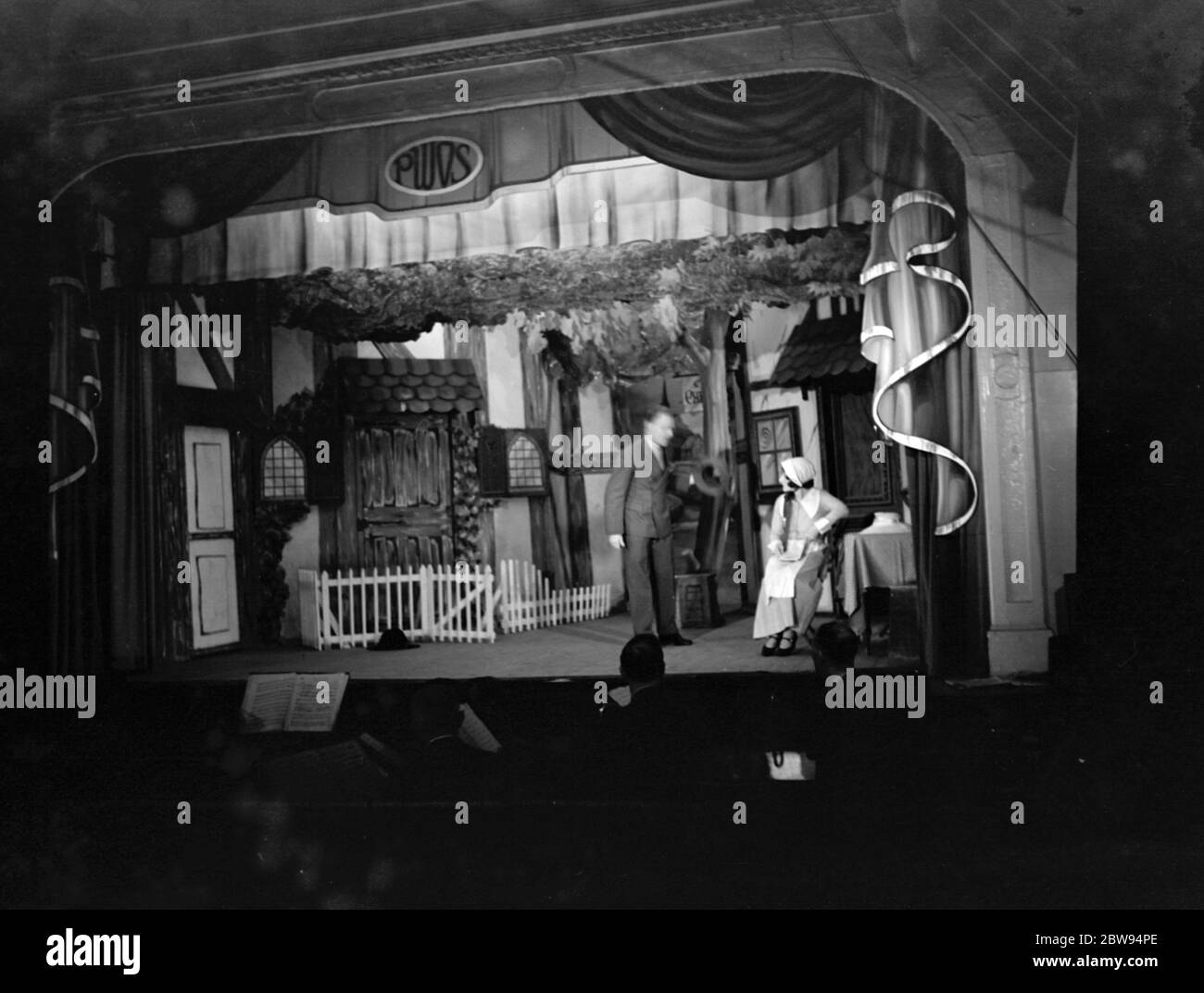 Historic operatic society hi-res stock photography and images - Alamy